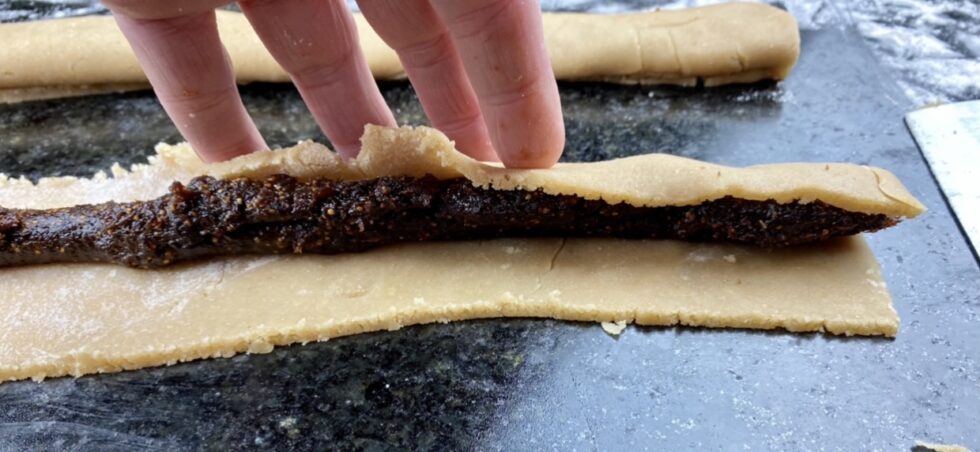 Homemade Fig Newtons Recipe - Heather Mangieri Nutrition